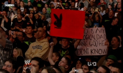 Funny WWE crowd signs | Wrestling Forum