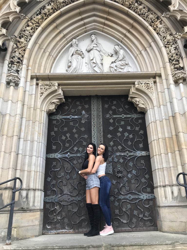 Photo Gallery - Pro Wrestling Pix